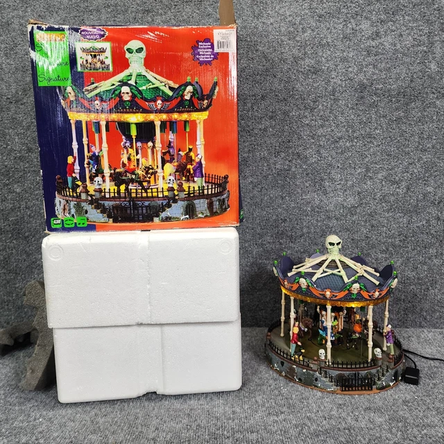 LEMAX SCARY GO Round Animated Sound Carnival Ride Carousel Spooky Town ...
