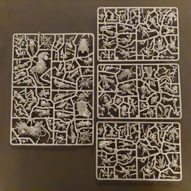 WARHAMMER 40K DARK Imperium - Death Guard Half Complete - Sprue Kit Lot ...
