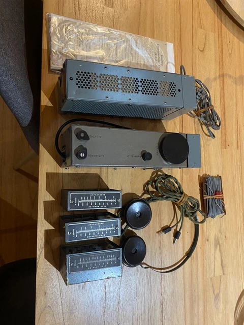 WW2 GENUINE S.O.E biscuit tin radio used by the resistance movement ...