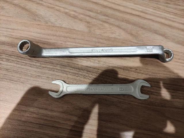 GENUINE LADA USSR spanners wrenches tool kit soviet union niva riva ...