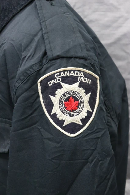 CANADIAN DEPARTMENT OF National Defence Fire Department Size 44 $65.00 ...