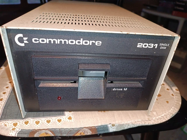 FLOPPY DISK DRIVE Commodore 2031 per Commodore PET EUR 468,89 - PicClick DE
