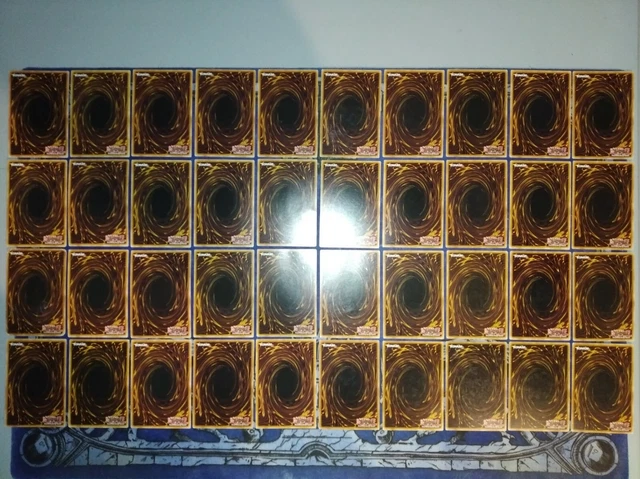 YU-GI-OH! - 40 Cartes Gogogo, Golem, Landrobe, Goliath, Maître, Gardien ...
