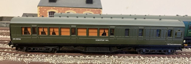 BACHMANN 57' EX-LMS Brake Coach Repainted Br Department Olive Green ...