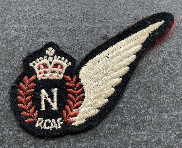 ORIGINAL WW2 RCAF Royal Canadian Air Force Navigator Bomb Aimer Wing ...