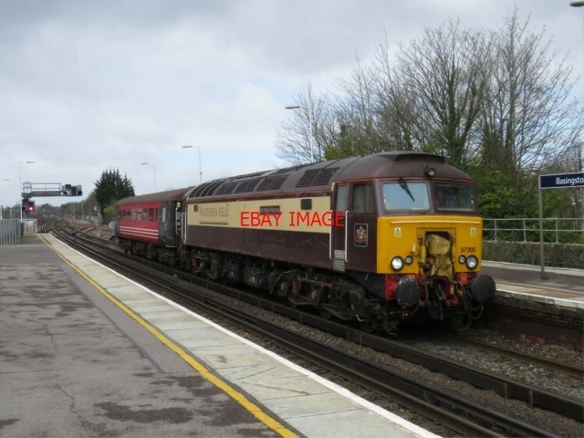 PHOTO CLASS 57 57305 With Virgin Mk2 5937 Passes Basingstoke 06/04/16 ...