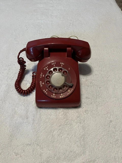 VINTAGE BELL SYSTEMS Western Electric RED Rotary Dial Desk Telephone ...
