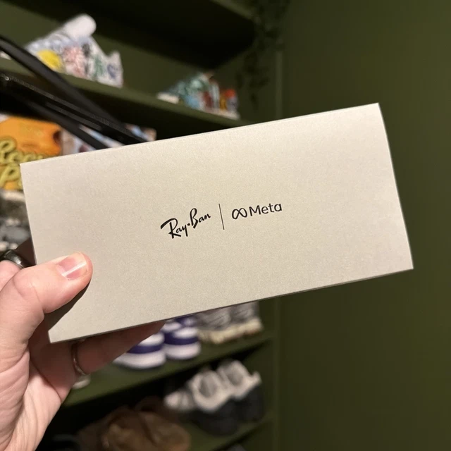 RAY-BAN META WAYFARER (Gen 2) Matte Black Polar Gradient Graphite ...