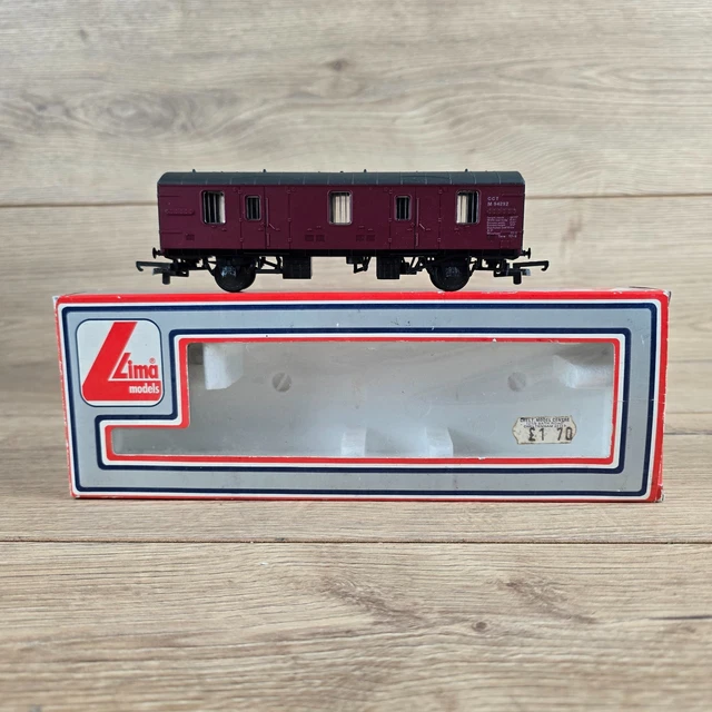 LIMA 305357W BR CCT Parcels Van M94292 Maroon OO Gauge Boxed Excellent ...