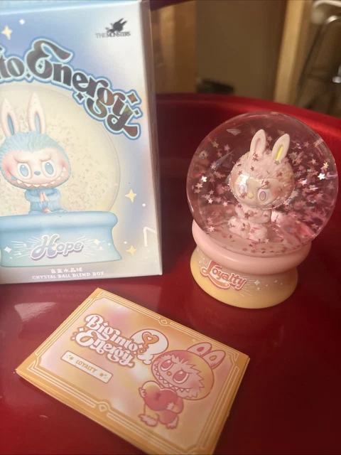 LABUBU V3 BIG Into Energy Secret RARE - OUVERT ET NEUF Boule à Neige ...