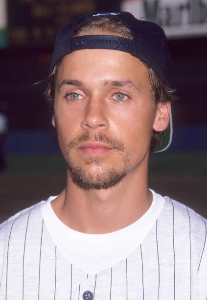ACTOR CHAD LOWE at Donald Trumps New York All-Stars vs Hollyw- 1992 Old ...