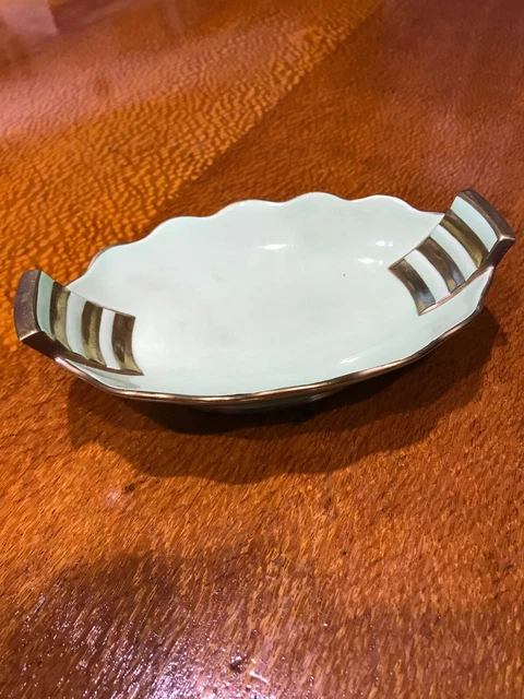 VINTAGE 1930S CARLTON Ware green and gold footed dish with scalloped ...