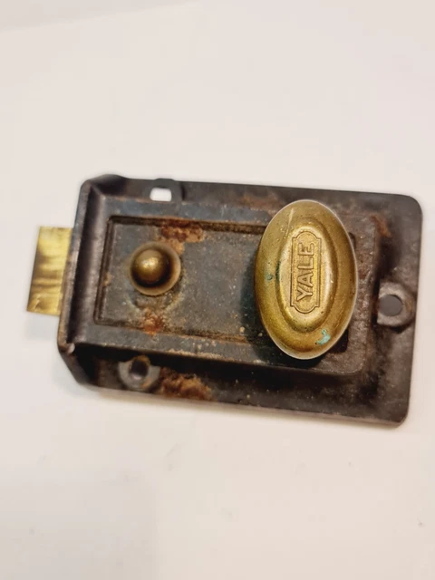 VINTAGE YALE SURFACE Night Latch/Door Lock without Keep £15.50 ...