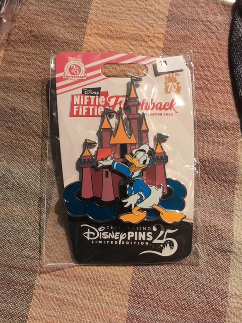 DISNEYLAND RESORT 2025 Niftie Fifties Donald Duck Castle Pin LE 500 £48 ...