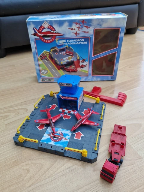 MATCHBOX RED ARROWS squadron headquarters, 1992 RAF Aircraft Boxed £14. ...