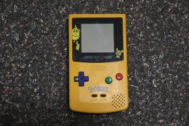 NINTENDO GAMEBOY COLOR Pokemon Pikachu Pichu Limited Edition Crystal ...