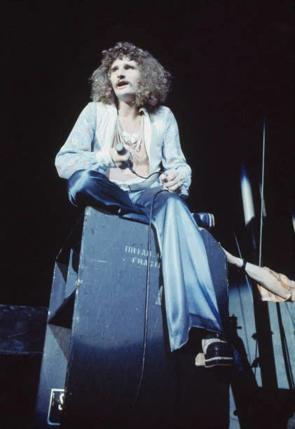 ENGLISH SINGER DAVID Byron Of Uriah Heep 1974 Old Music Photo EUR 6,62 ...