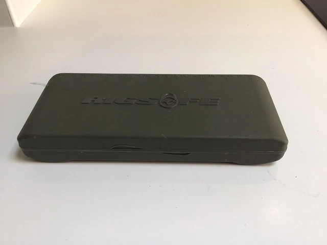 KORDA RIG SAFE Rig Box With Aprox 22 Rigs Used Carp Fishing Gear £35.00 ...