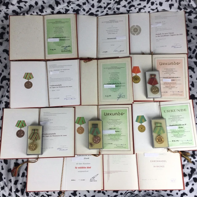 4X DDR MEDAILLE Zertifikat Portfolio - GLEICHE PERSON - Konvolut ...