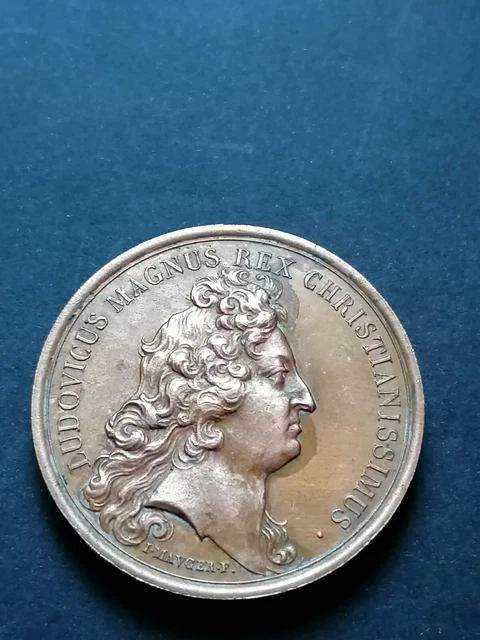 GROSSE MÉDAILLE LUDOVICUS Magnus Rex. Versaliarum. Bronze. 36,3 G. 41mm ...