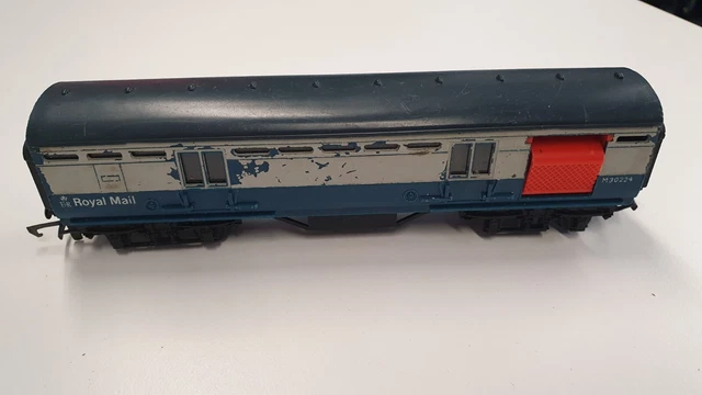 2X TRIANG R402 OO scale BR Royal Mail TPO Blue/Grey Coaches Missing ...
