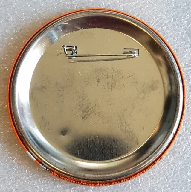 VINTAGE BECKER'S ASK Me Who Dunnit...Be An Instant Sleuth Clue Lapel ...