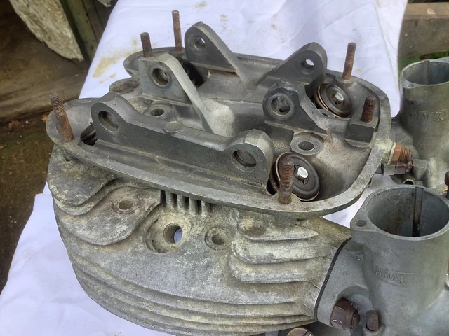 BSA A65 CYLINDER Head And Carburettors £63.89 - PicClick UK