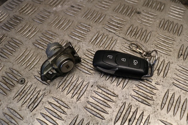 FORD GALAXY MK4 S-Max Mk2 Key Door Lock Ds7A-F2199 2016-2019 Ef16K £78. ...