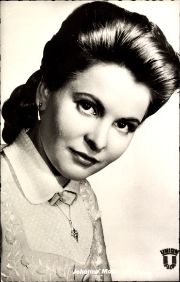 AK SCHAUSPIELERIN JOHANNA Matz, Portrait, Im Prater blühn die Bäume ...