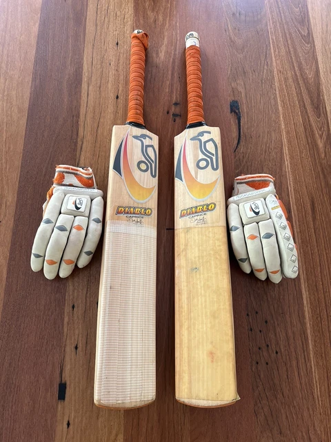 KOOKABURRA DIABLO CAPRICE Bats and Gloves - Owned & used by Damien ...