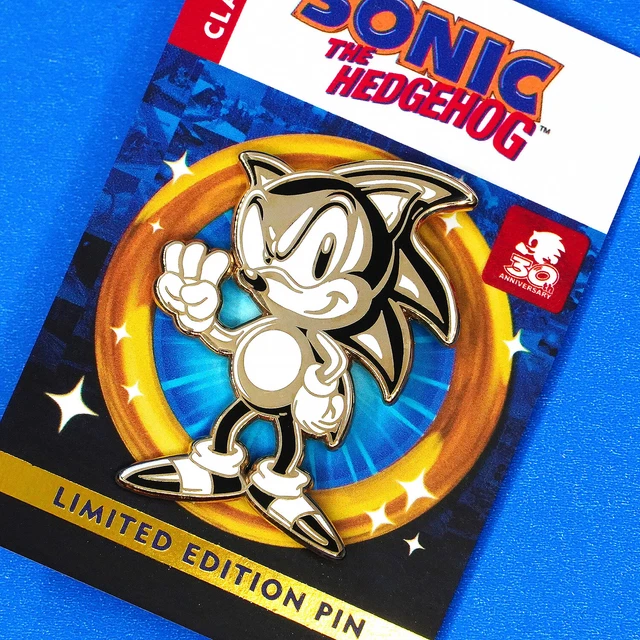 SONIC LIMITED EDITION 30th Anniversary Figure Pin - Sonic the Hedgehog ...