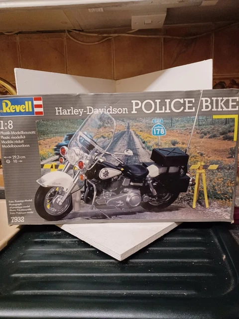 REVELL 1/8 HARLEY DAVIDSON POLICE BIKE model kit £50.00 - PicClick UK