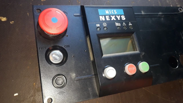 GROUPE ELECTROGENE SDMO automate mics nexys 2 pupitre de commande ...