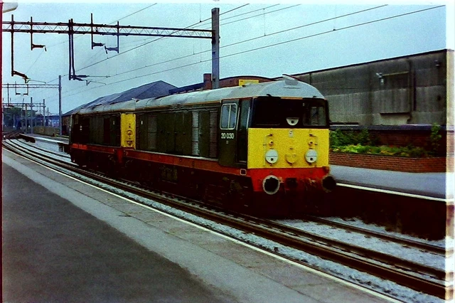 35MM RAILWAY COLOUR Negative Class 20 030 and 20 064 at Longport £1.75 ...