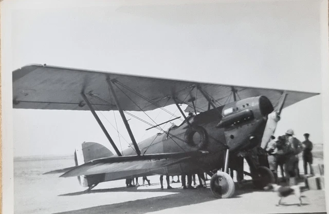 ORIGINAL INTERWAR PRIVATE PHOTO BRITISH RAF BIPLANE 1936 HINAIDI IRAQ ...