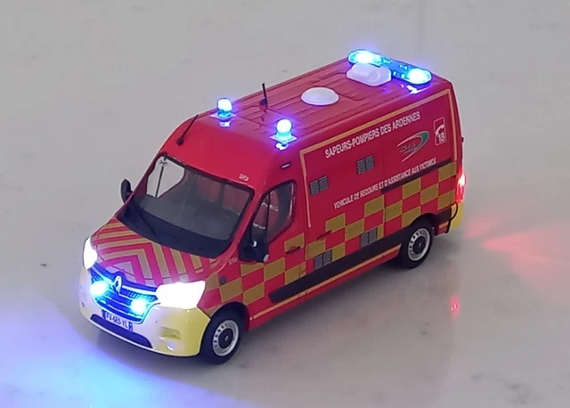 RENAULT MASTER VSAV Sdis 08 Ardennes Pompiers Pompier Gyroleds 1/43 EUR ...