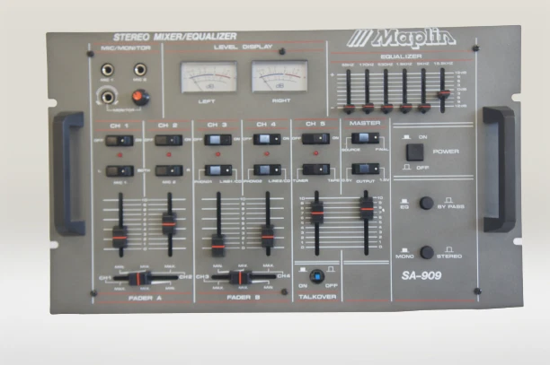 MAPLIN SA909 DJ Stereo Mixer With Equalizer Working Condition Charity ...