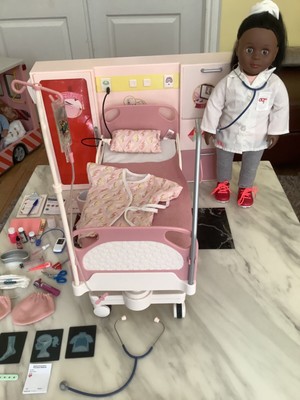 OUR GENERATION DOLLS Hospital Bed Set with Doctor Meagen “Immaculate” £ ...