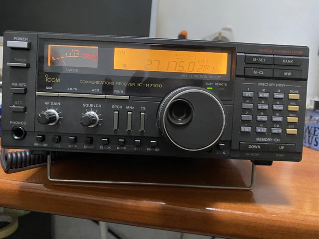 RICEVITORE SCANNER ICOM Ic-r7100 frequenze da 25mhz-2ghz am-fm-ssb EUR ...