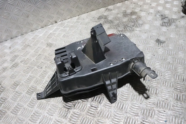 FORD FOCUS MK3 Engine Ecu Cage Holder Housing Av61-12A532-Ac 2015-18 ...