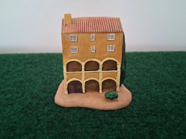 MAISON MINIATURE EN résine vintage LYON pour diorama ou collection EUR ...