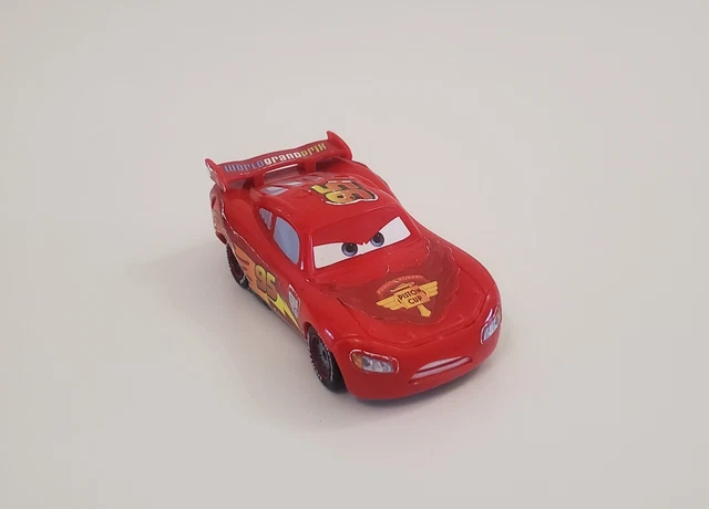 VOITURE MINIATURE CARS officielle Flash McQueen Disney-Pixar Mattel ...
