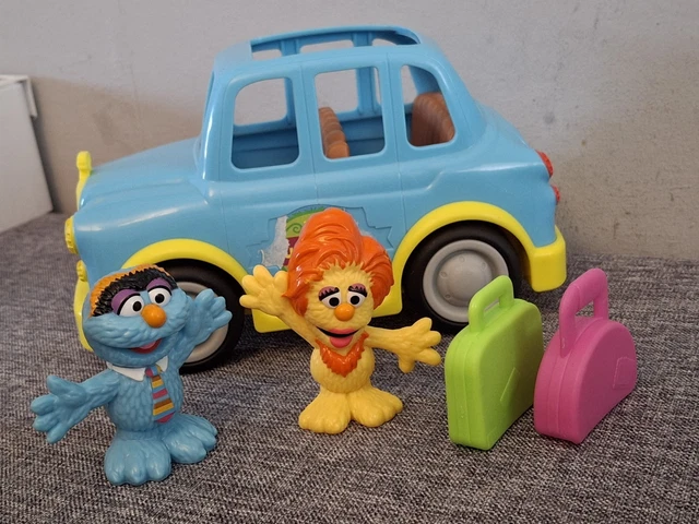 CBEEBIES FURCHESTER HOTEL Monster Shuttle Car With Funella & Furgus ...