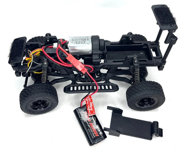 CARISMA MSA-1E 2.0 Spec 1/24 Car 4WD Crawler 1989 Mitsubishi Pajero XL ...