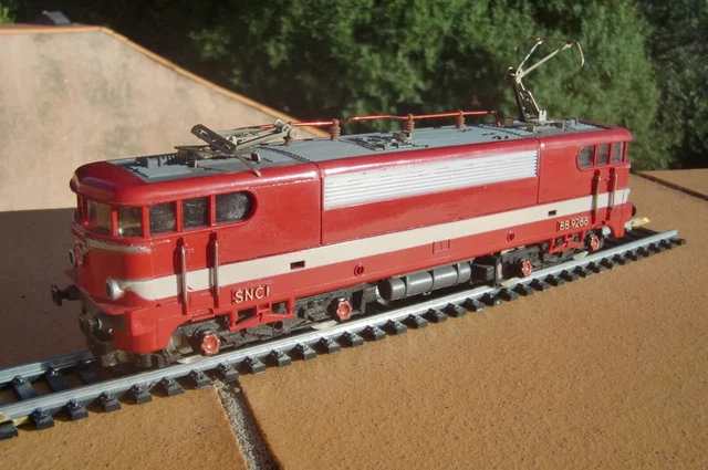 HORNBY / JOUEF Loco Electrique Type Bb 9288 Livree Capitole De La Sncf En L'etat EUR 15,65 ...