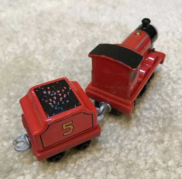 THOMAS FRIENDS JAMES Red Tender Die-Cast Toy Train Tank Engine ...