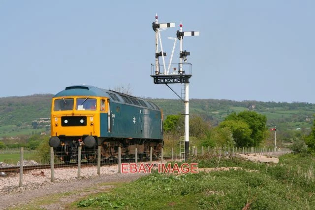 PHOTO CLASS 47 Loco No 47175 Locomotive At Cheltenham Racecourse ...