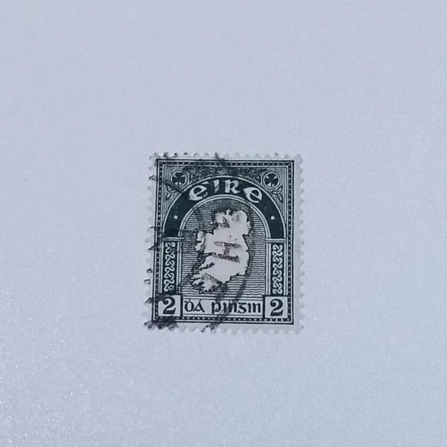RARE 1930'S IRISH Stamp Eire 2 Pingin Green and White Stamp Used $111. ...