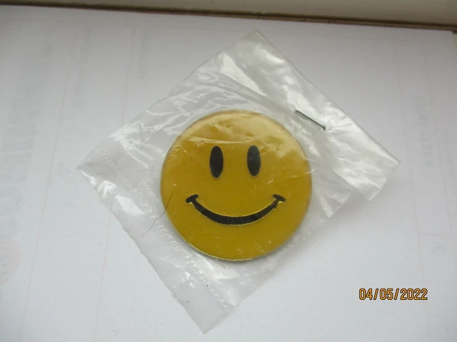 ORIGINAL VINTAGE ACID House Smiley Face Enamel Rave Dance Music Pin ...
