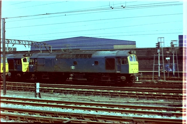 35MM RAILWAY COLOUR Negative Class 25 288 at Crewe £1.75 - PicClick UK